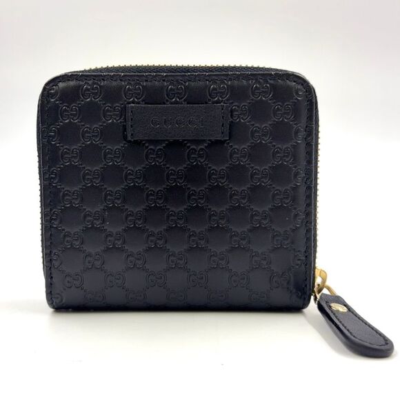 Gucci | Bags | Gucci Logo Plate Bifold Wallet Black Leather | Poshmark